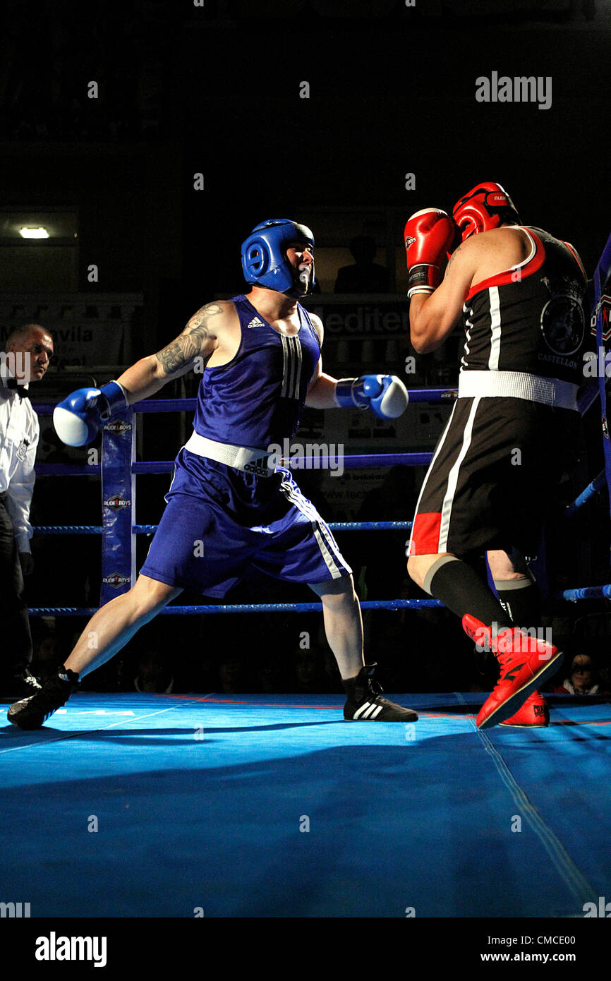 Boxeo amateur hi-res stock photography and images - Alamy