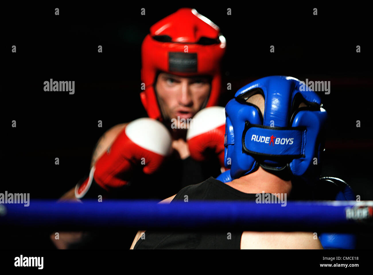 Boxeo amateur hi-res stock photography and images - Alamy