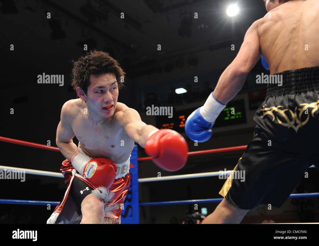 Kenta Takahashi, MARCH 27, 2012 - Boxing : Kenta Takahashi of Japan in ...