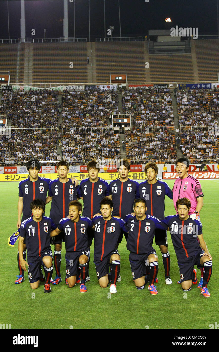 Japan national team group line up hi-res stock photography and images ...