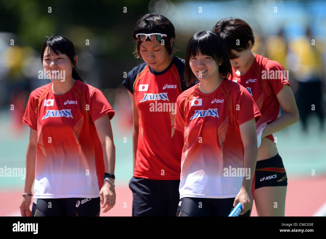 (L to R) Yumeka Sano (JPN), Momoko Takahashi (JPN), Anna Doi (JPN ...