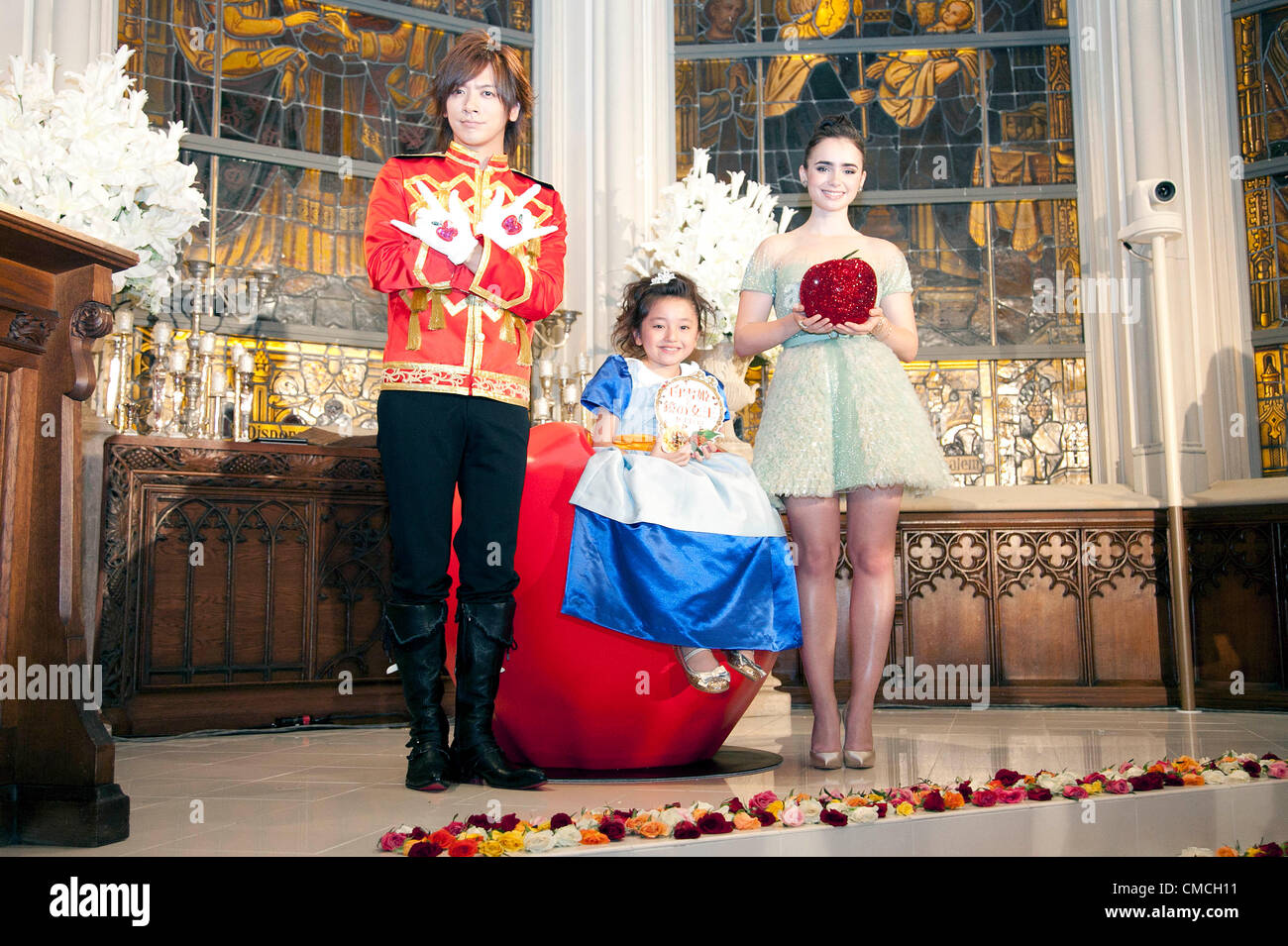 July 18, 2012, Tokyo, Japan – (L-R) The Japanese actor Daigo, the child ...