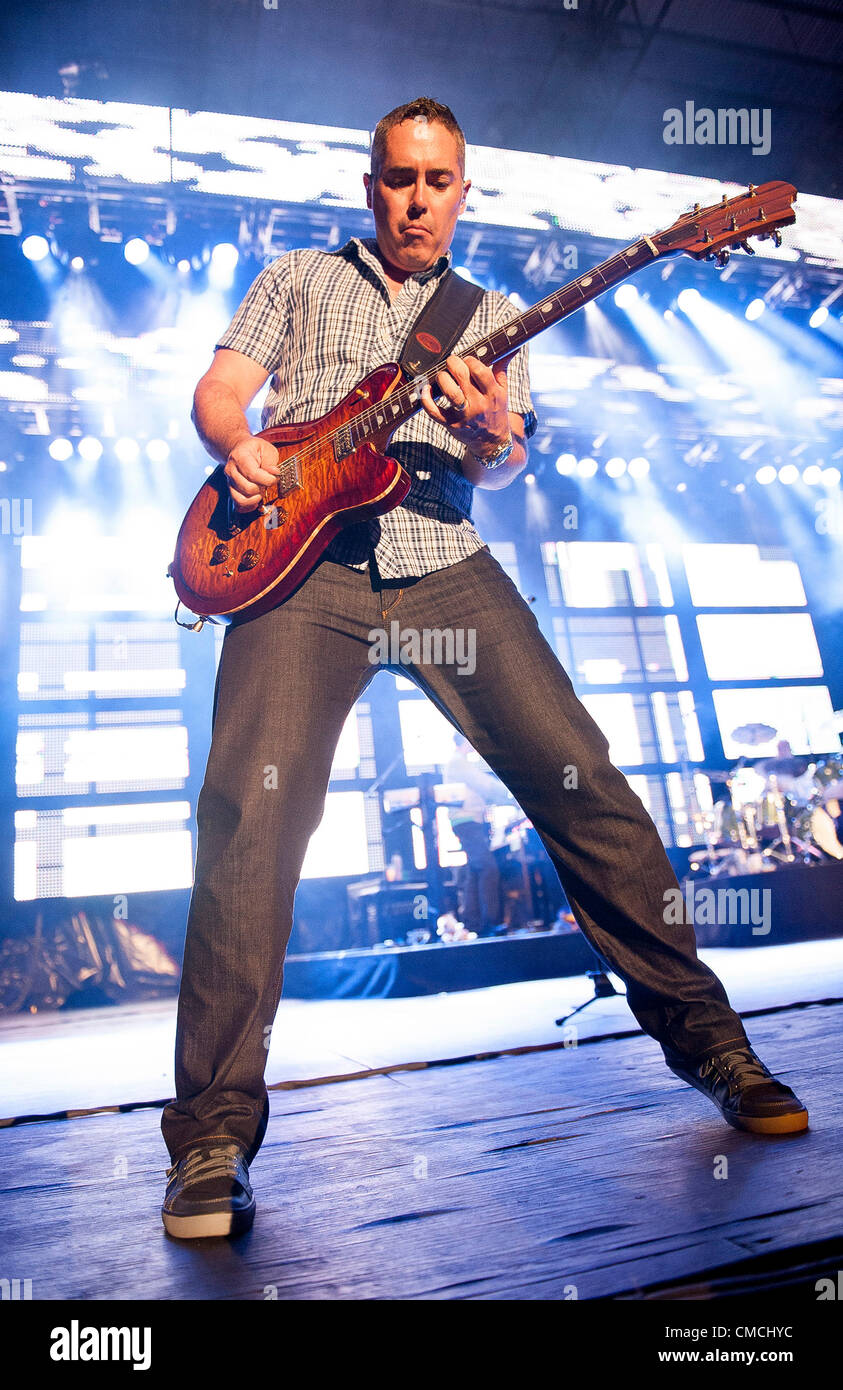 Jul. 12, 2012 - Raleigh, North Carolina; USA - Singer / Guitarist ED ...