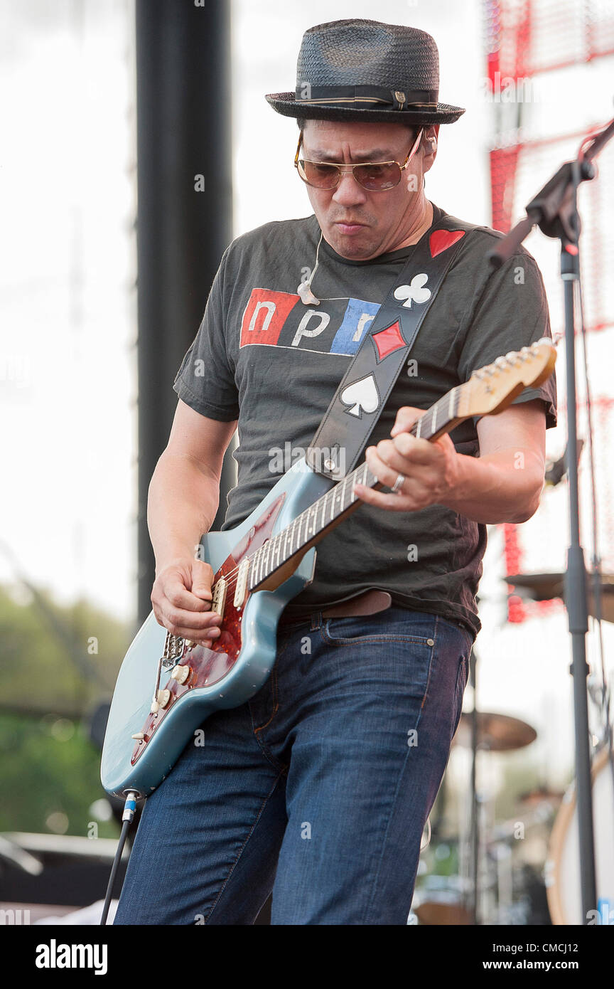 Big Head Todd And The Monsters High Resolution Stock Photography and ...