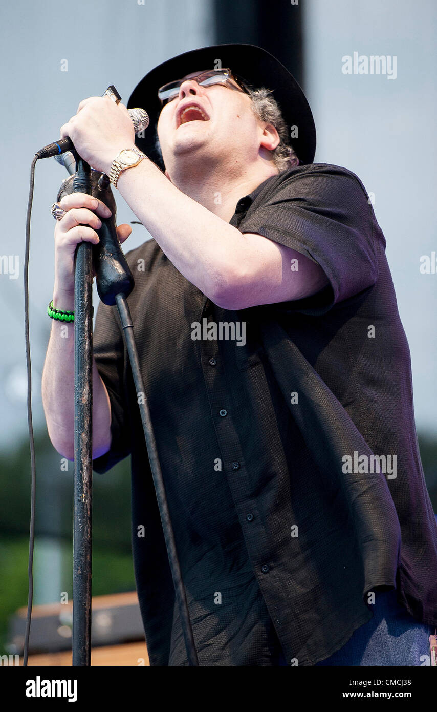 Blues traveler band hi-res stock photography and images - Alamy