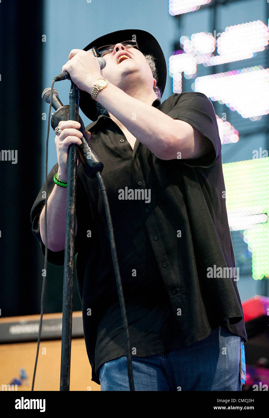 Jul. 12, 2012 - Raleigh, North Carolina; USA - Singer JOHN POPPER of ...