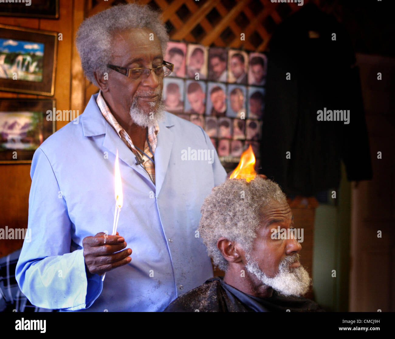 June 1, 2012 - Memphis, Tennessee, U.S. - June 1, 2012 - Warren Lewis ...
