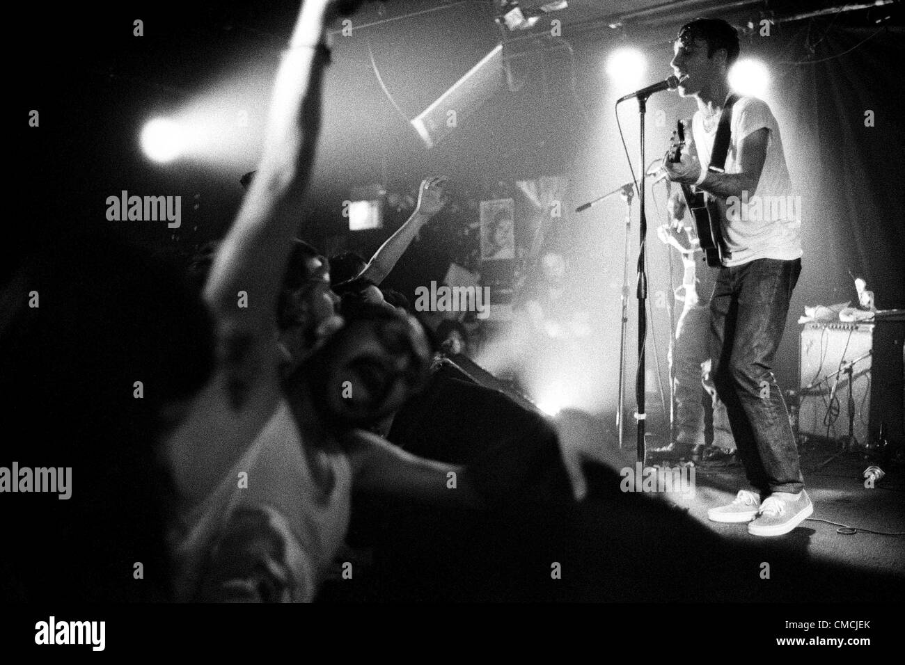 Chicago, Ill, U.S - JARED SWILLEY of The Black Lips performs at The ...