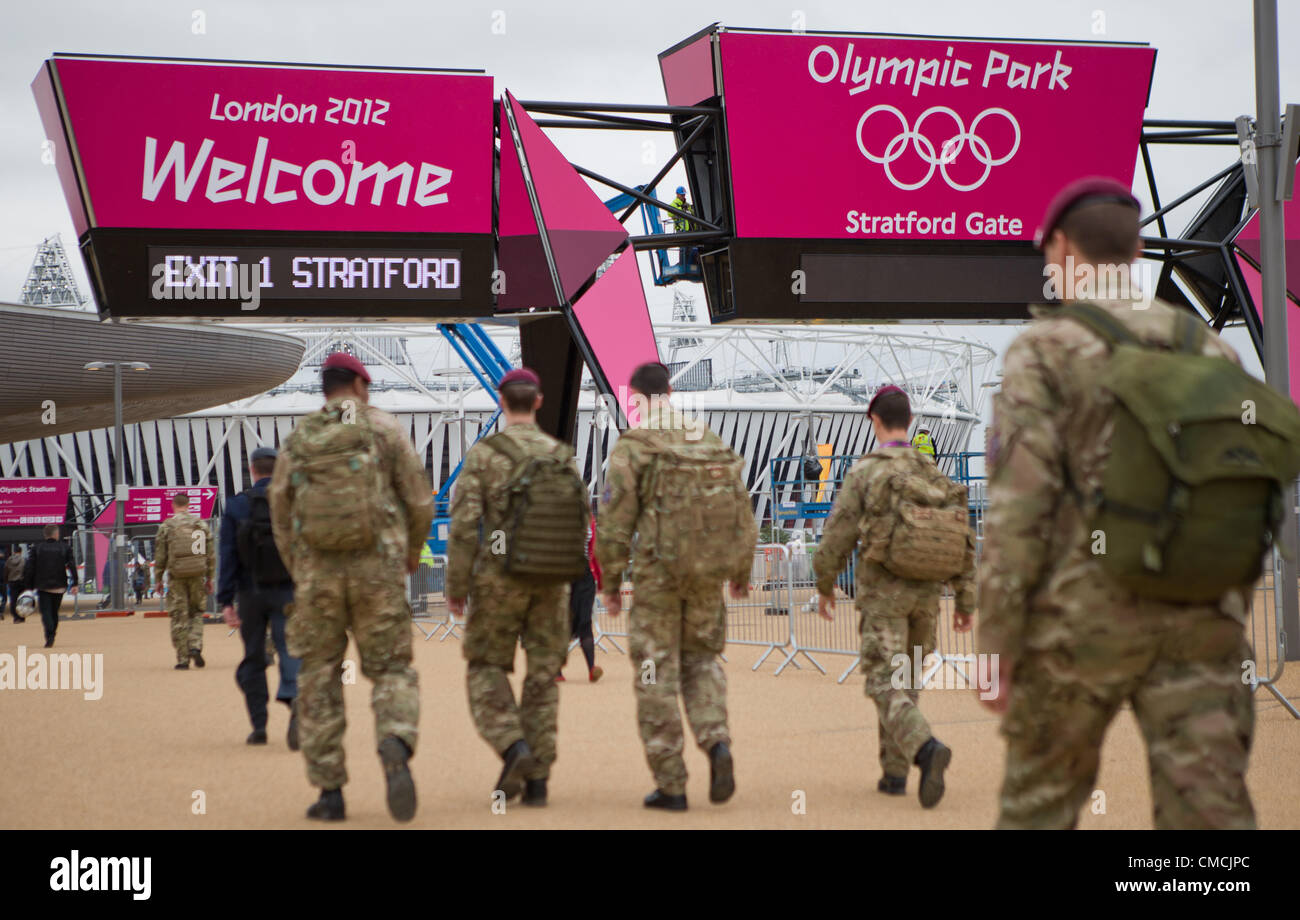 18.07.2012. London, England. British Soldiers walking towards the ...