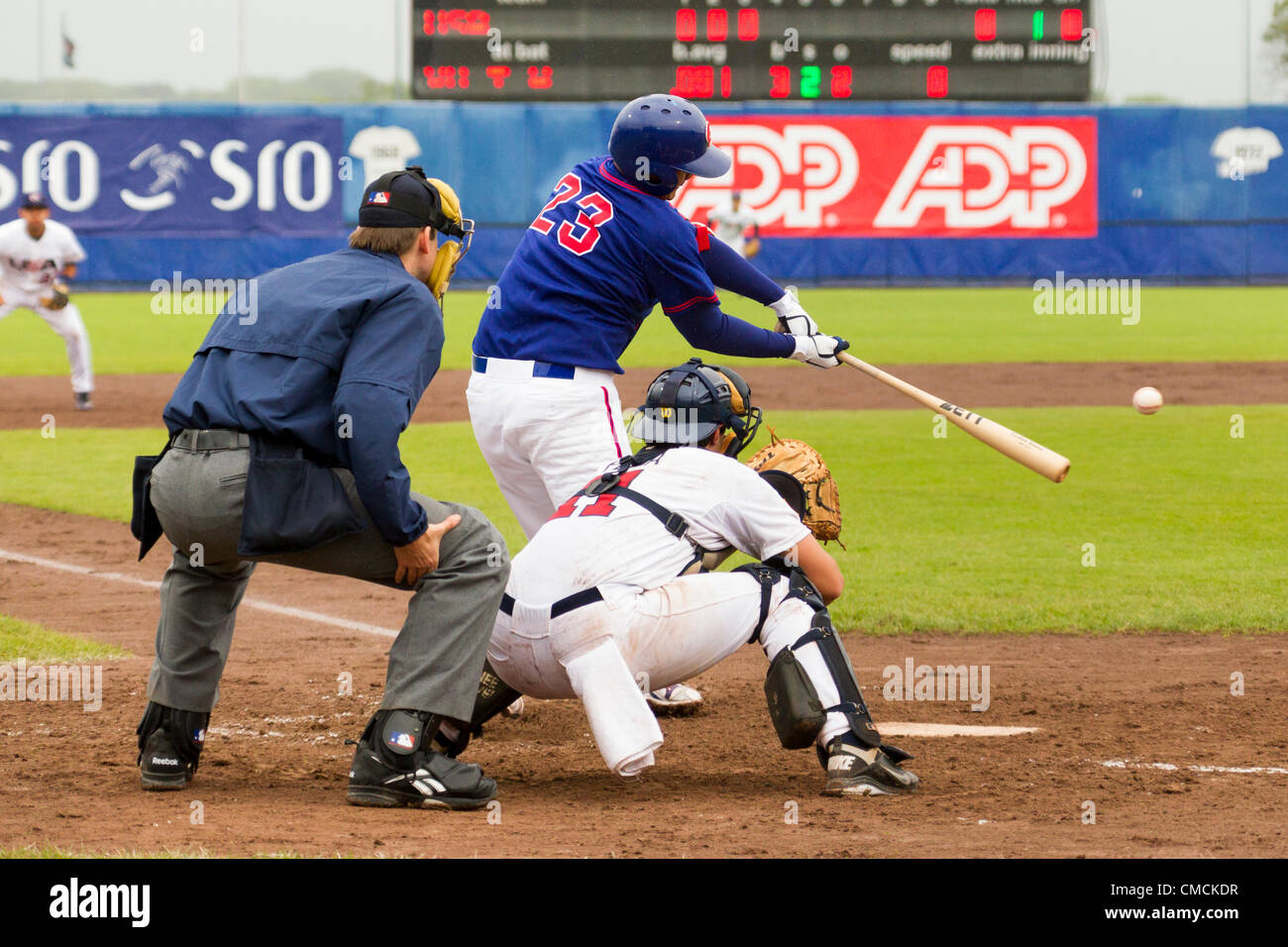 HAARLEM, THE NETHERLANDS, 18/07/2012. Infielder Tsung Han Yu (center ...