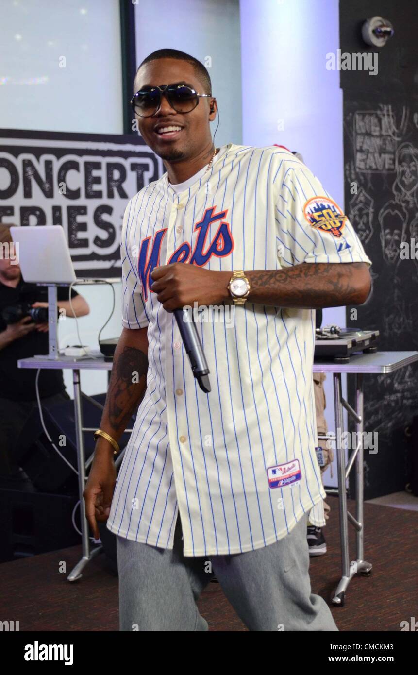 Nas in attendance for MLB Fan Cave Concert Series, MLB Fan Cave, New ...