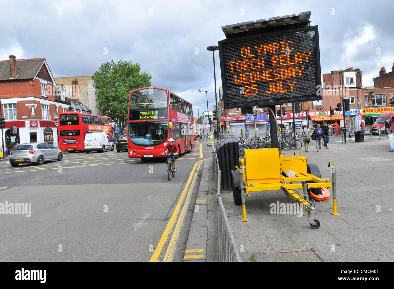 London uk 19th july 2012 hi-res stock photography and images - Alamy