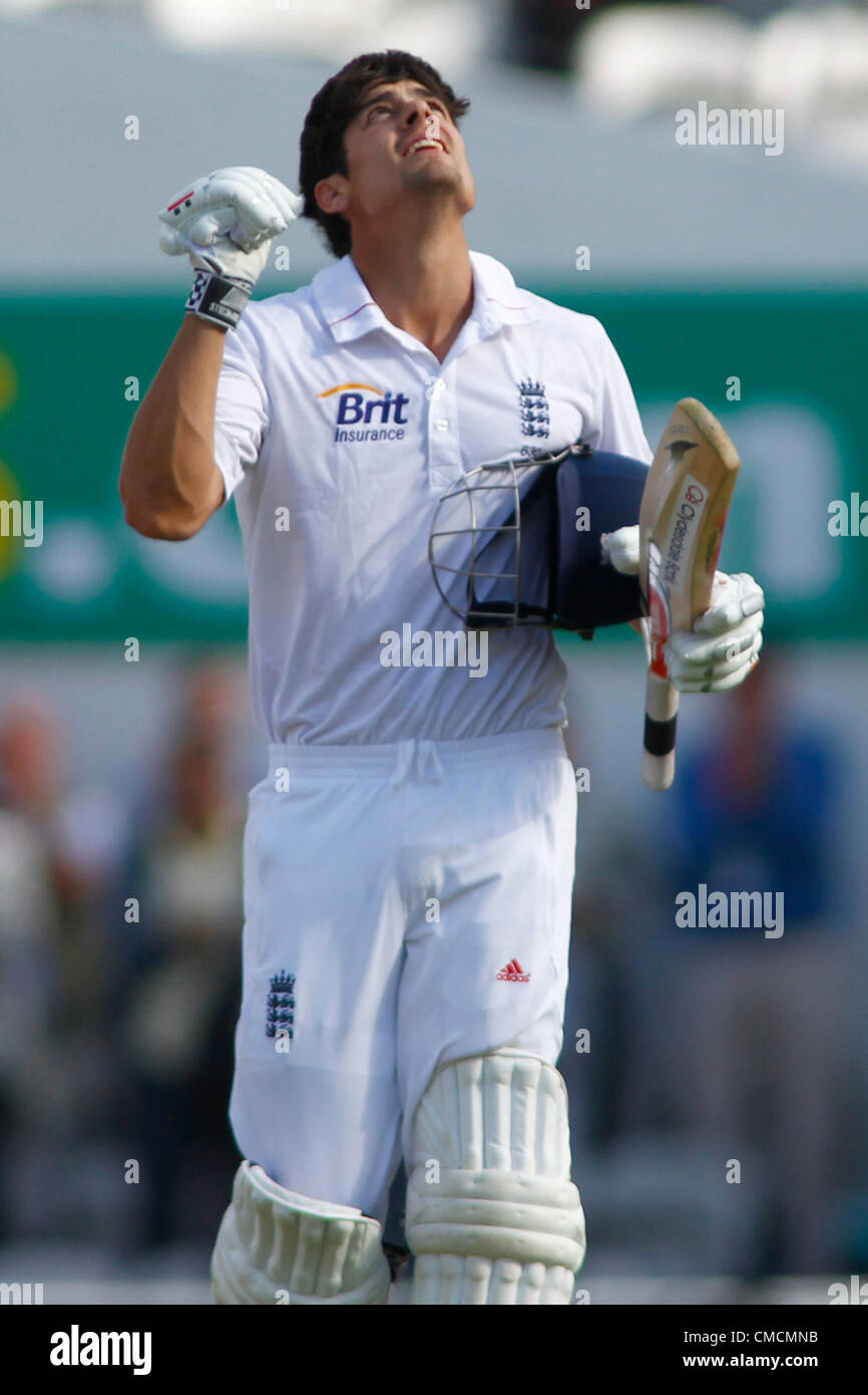 19/07/2012 London, England. England's Alastair Cook celebrates a ...