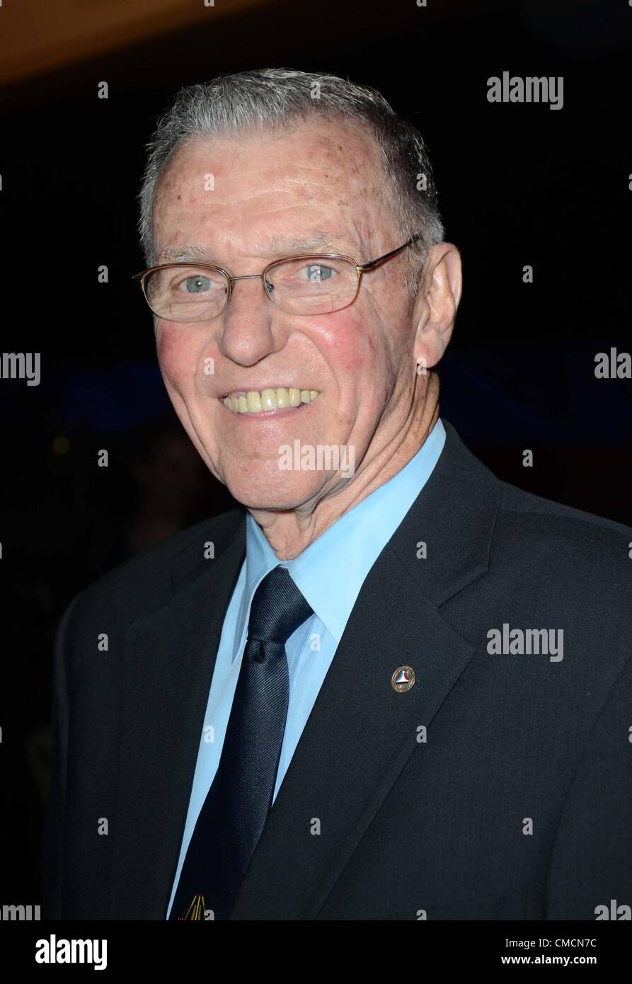 Joe engle hi-res stock photography and images - Alamy
