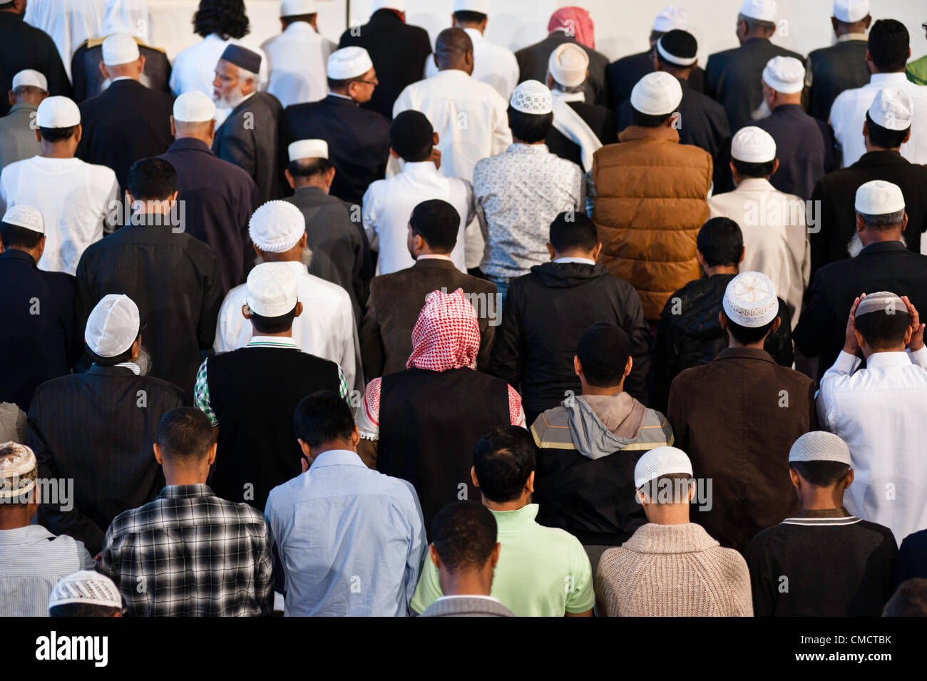 Muslim london hi-res stock photography and images - Alamy