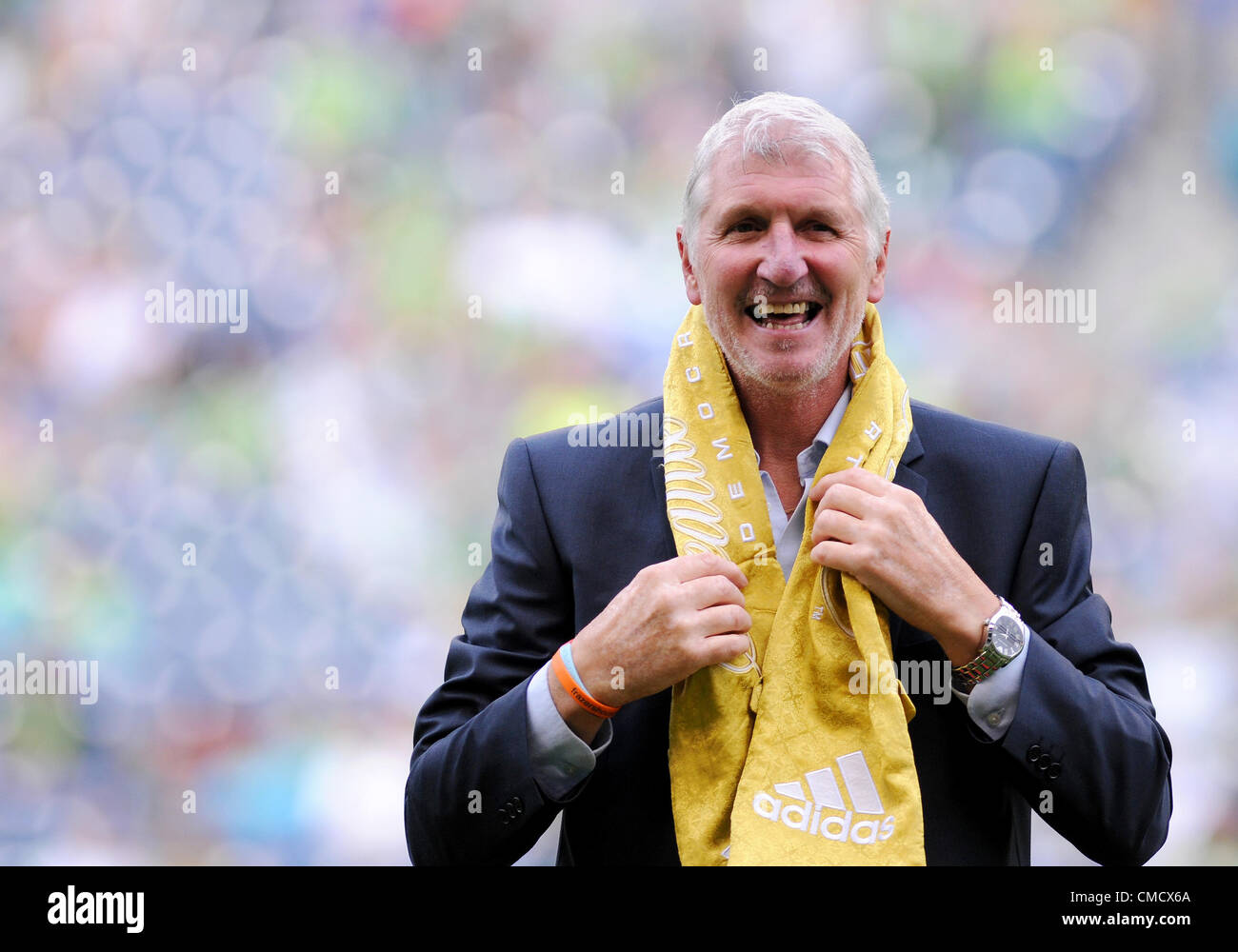 Roger Davies High Resolution Stock Photography and Images - Alamy
