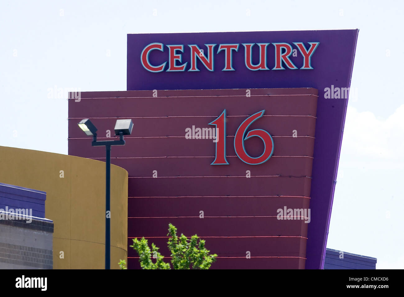 July 20, 2012 - Aurora, CO, USA - Aurora Police respond to a gunman who ...