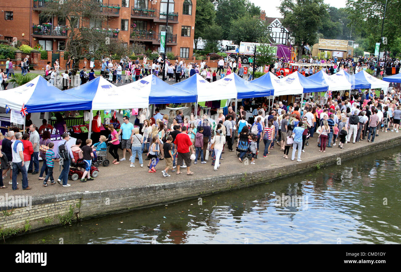 Bedford, UK. 21st July, 2012. Crowds had 150 stalls to browse along the ...