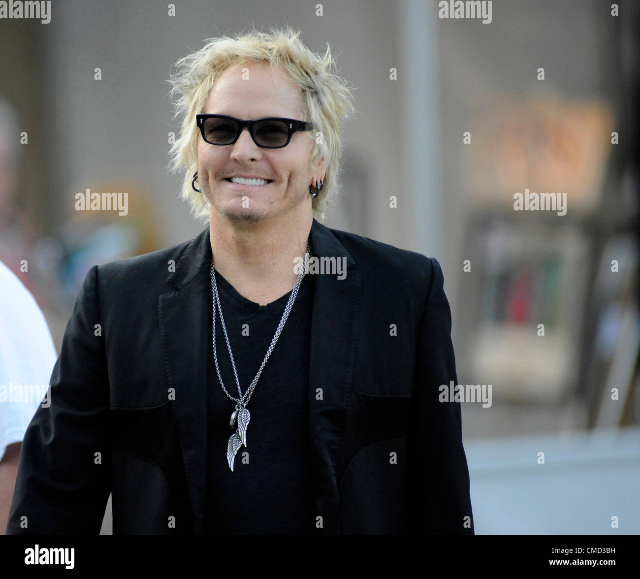 Velvet revolver drummer matt sorum hi-res stock photography and images ...