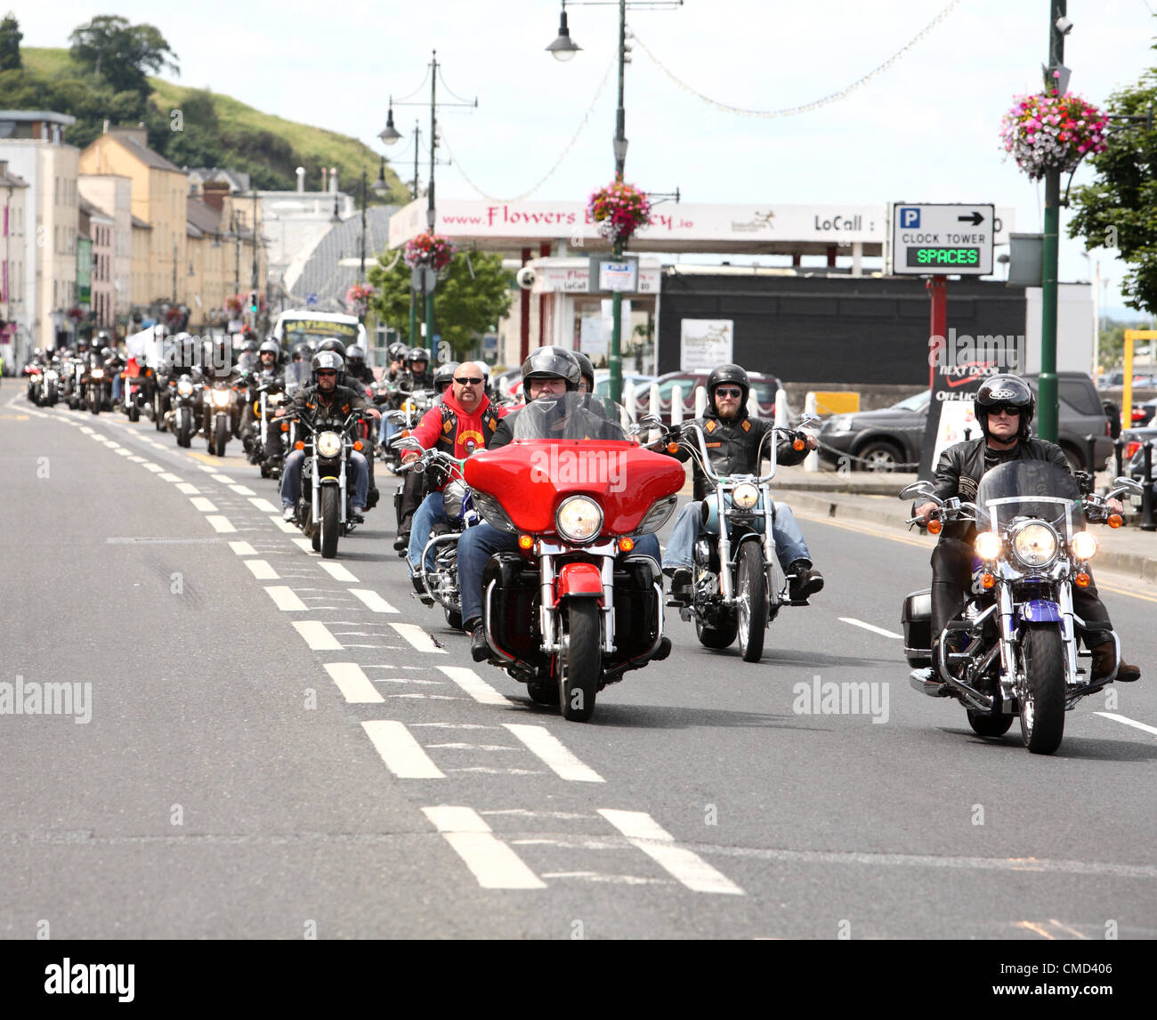 Custom motorcycles choppers club hi-res stock photography and images ...