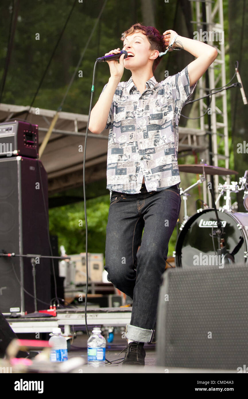 Channy Leaneagh of the band Polica performs at the Firefly Music ...