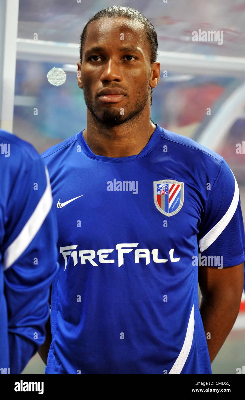 Didier drogba hi-res stock photography and images - Alamy