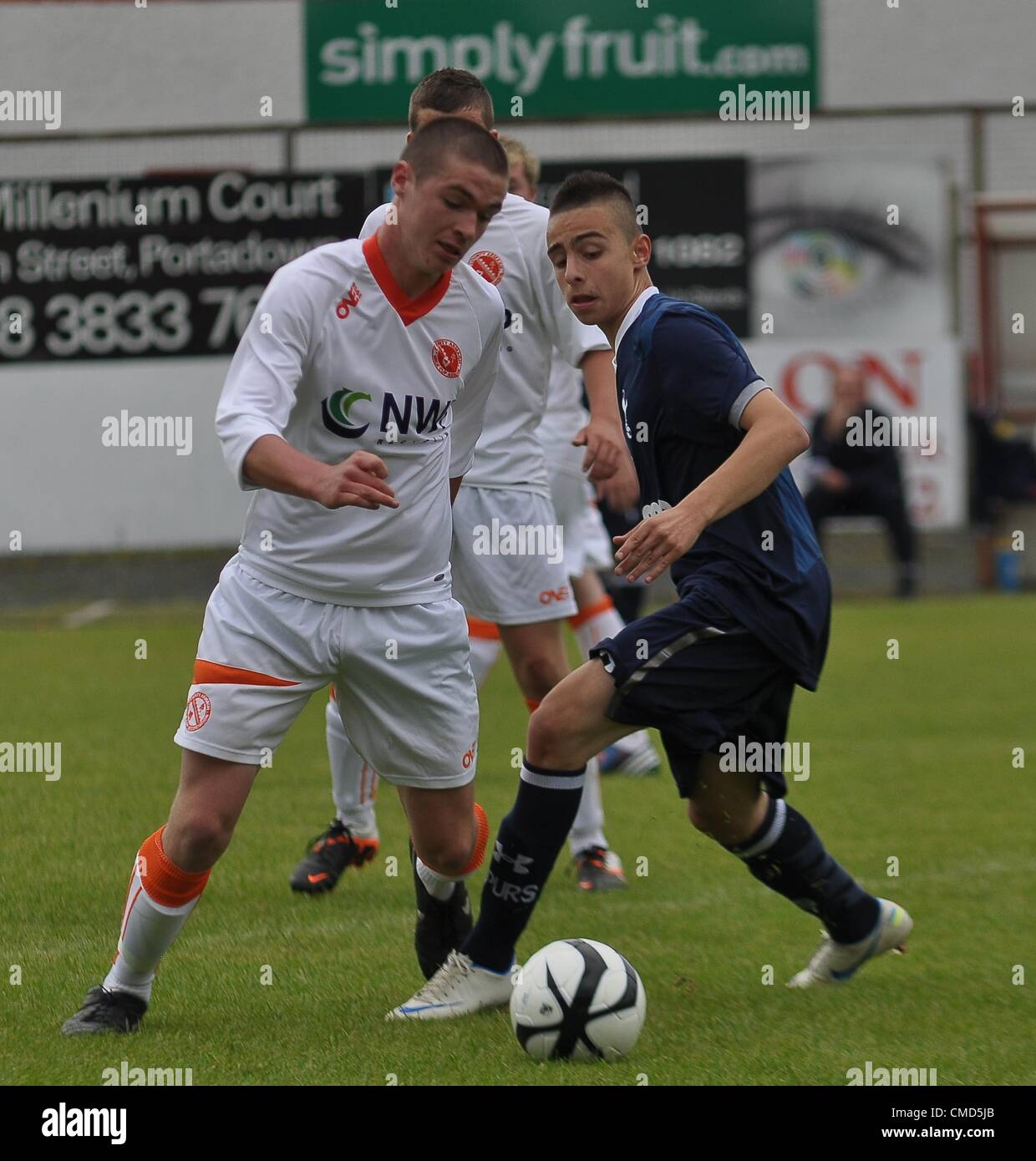 Football portadown hi-res stock photography and images - Alamy