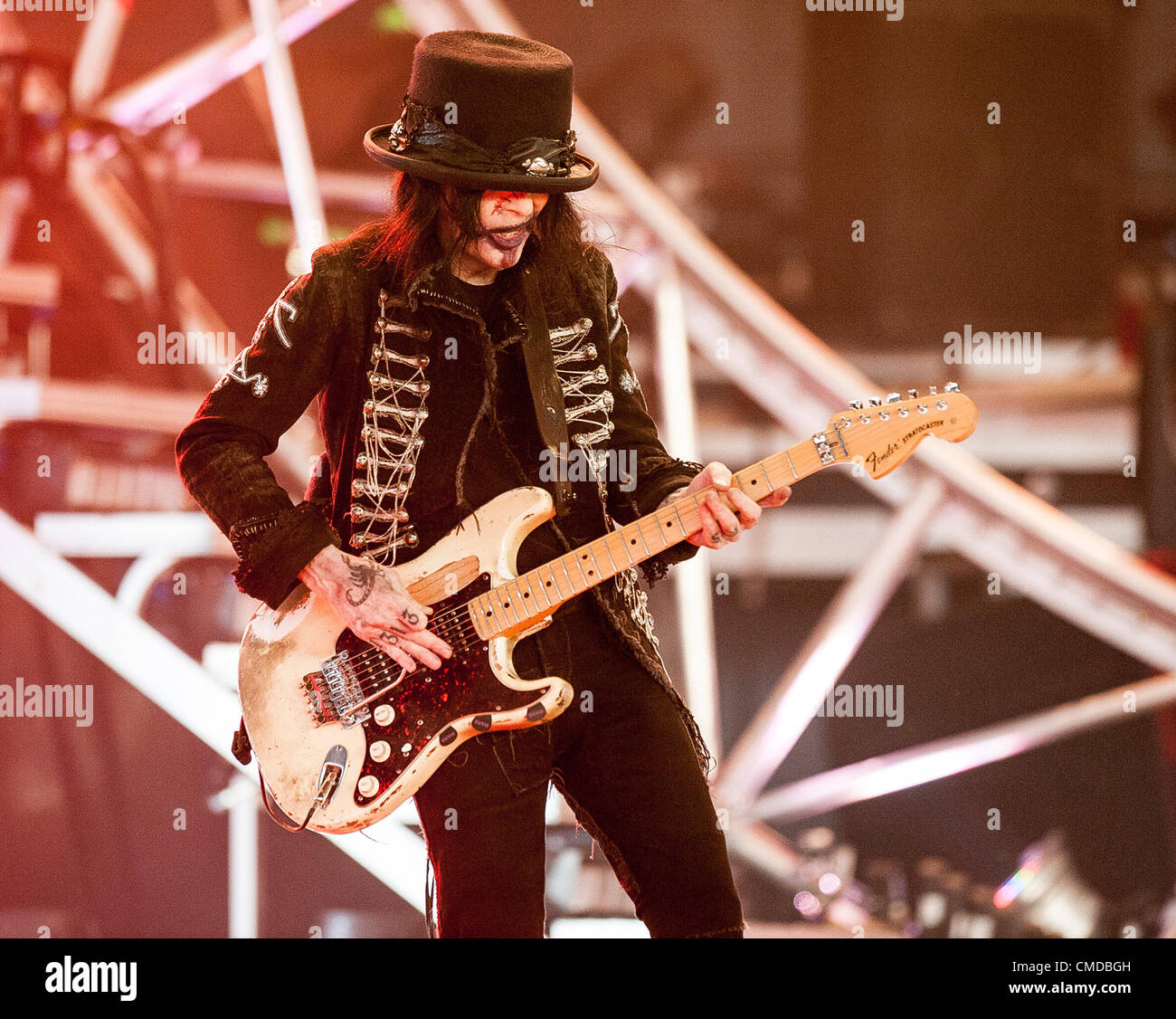 Mick mars of motley crue hi-res stock photography and images - Alamy