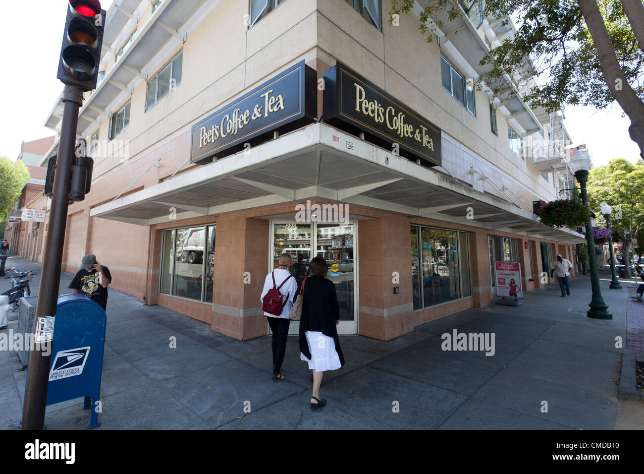 Peet's Coffee, Berkeley, California Stock Photo - Alamy