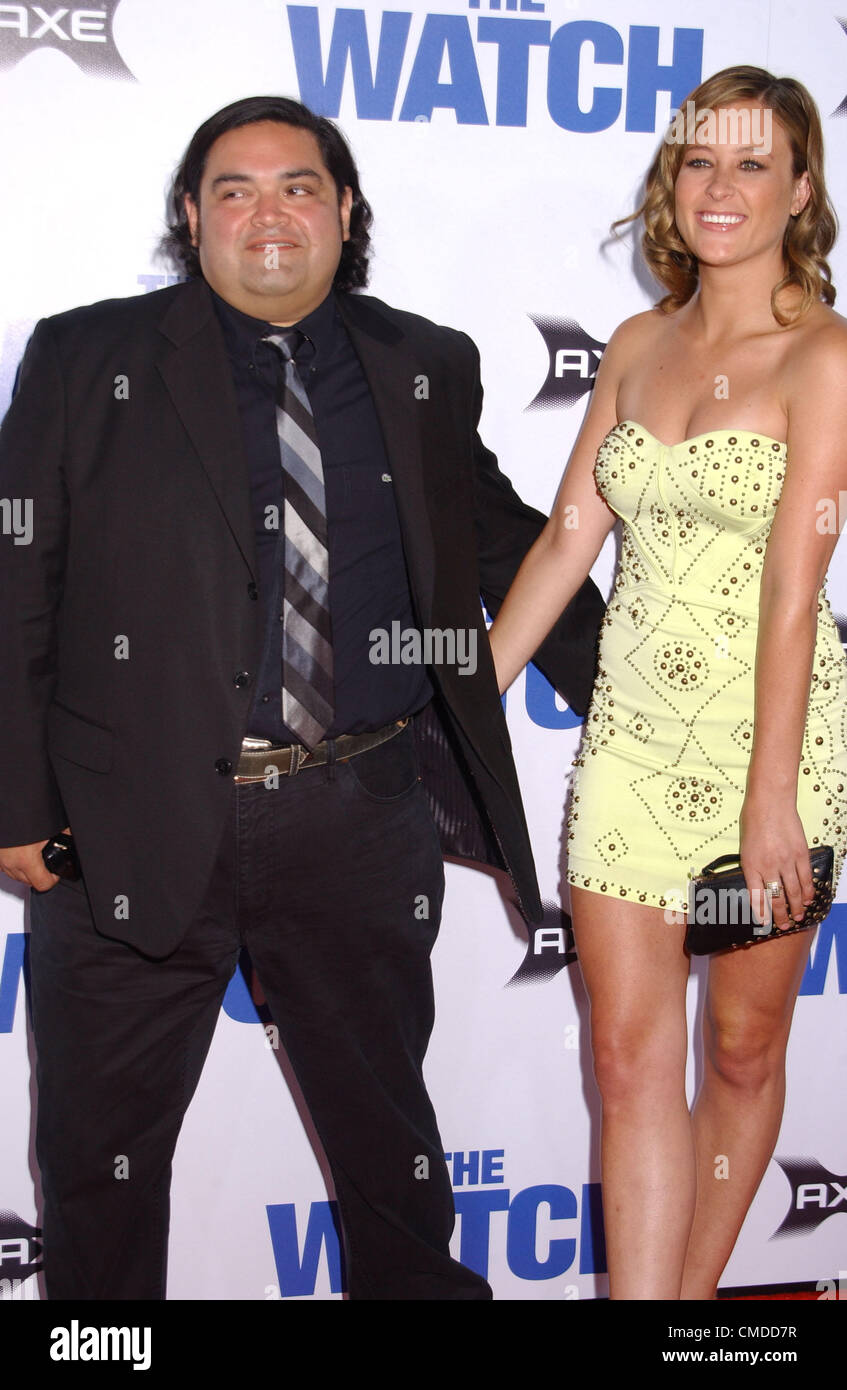 July 23, 2012 - Hollywood, California, U.S. - Joe Nunez .& Date attend ...