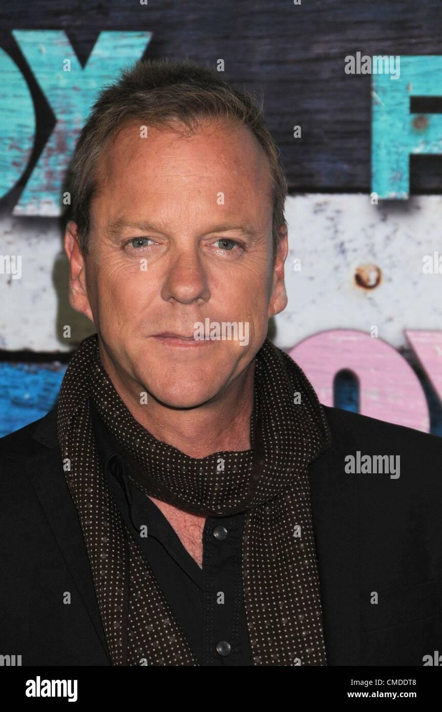Paul fox actor hi-res stock photography and images - Alamy