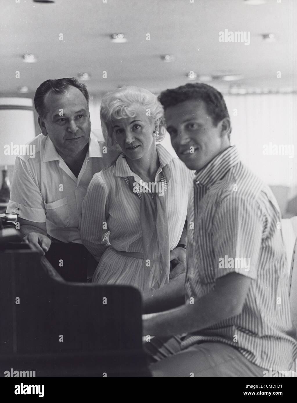 BOBBY VINTON with mother Dorothy.Supplied by Photos, inc.(Credit Image ...