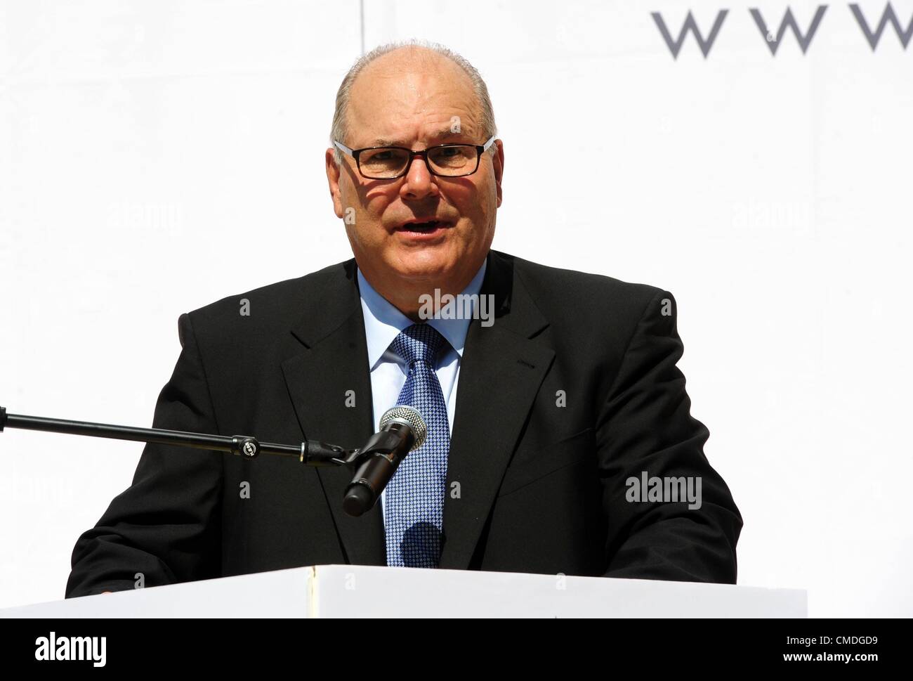 Genome sequencing 2012 hi-res stock photography and images - Alamy