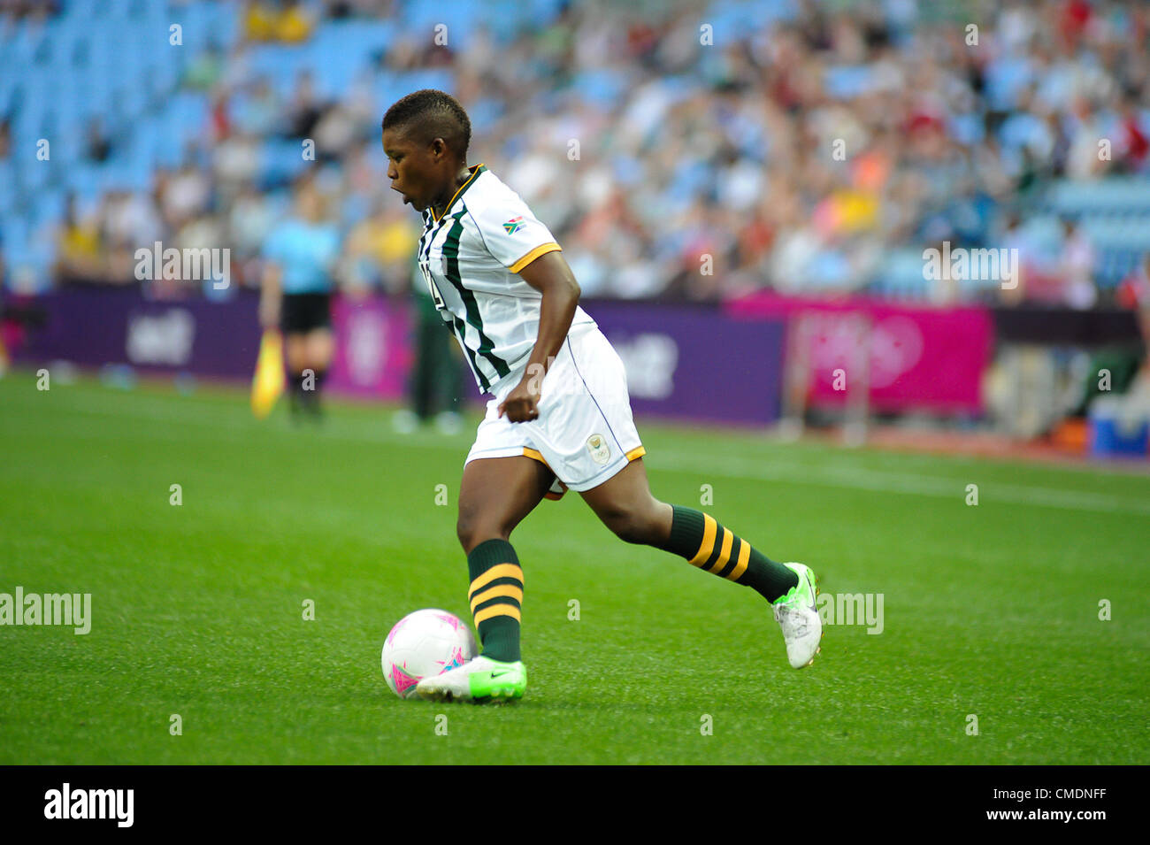 25.07.2012 Coventry, England. Portia MODISE (South Africa) in action ...