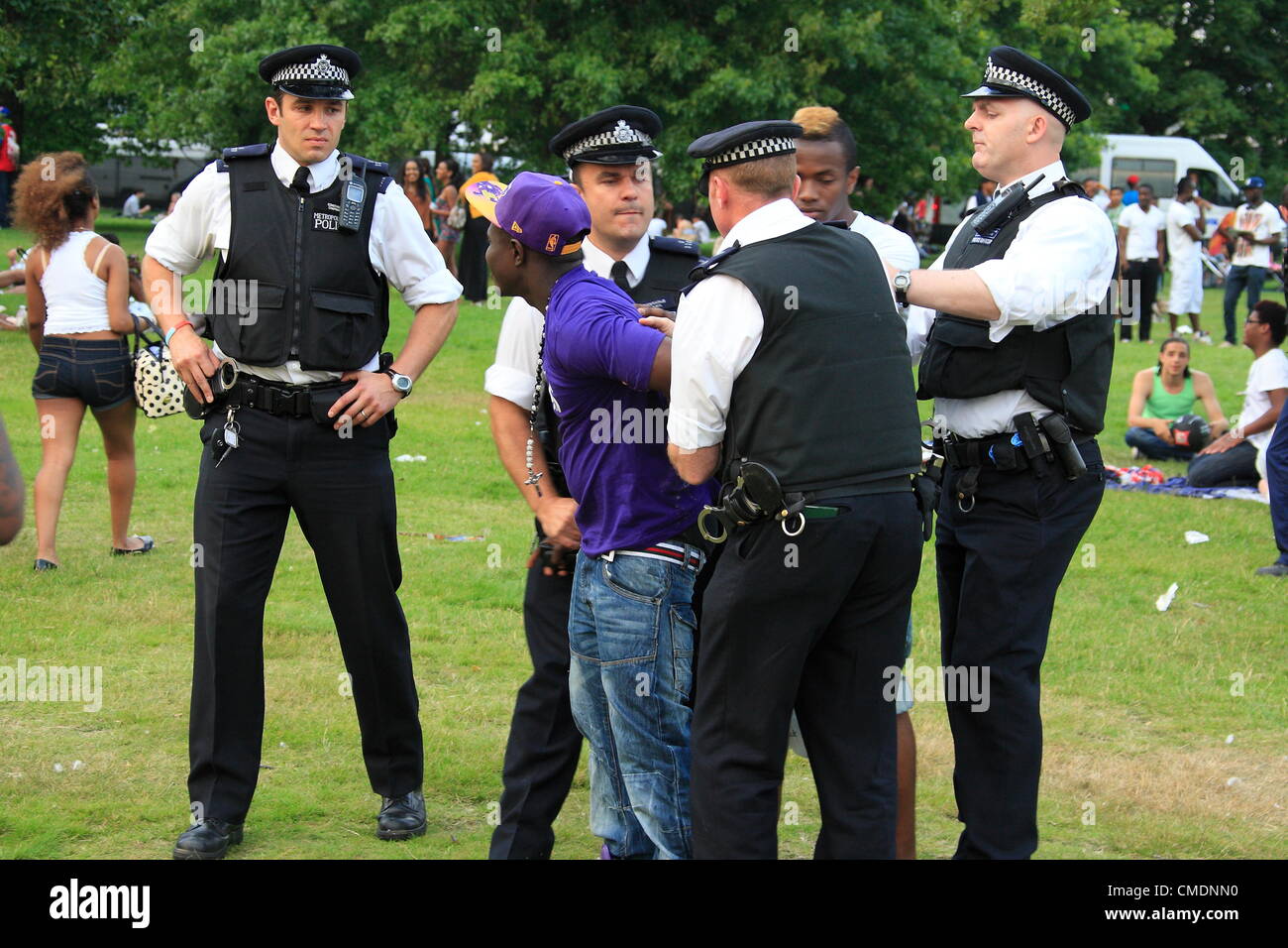 Gang violence london hi-res stock photography and images - Alamy