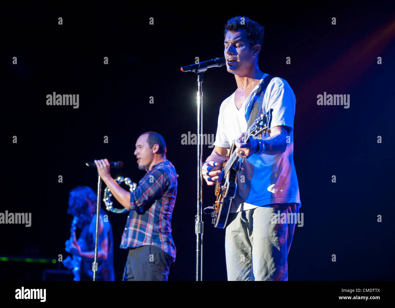 Jul. 25, 2012 - Raleigh, North Carolina; USA - (L-R) Singer AARON 'P ...