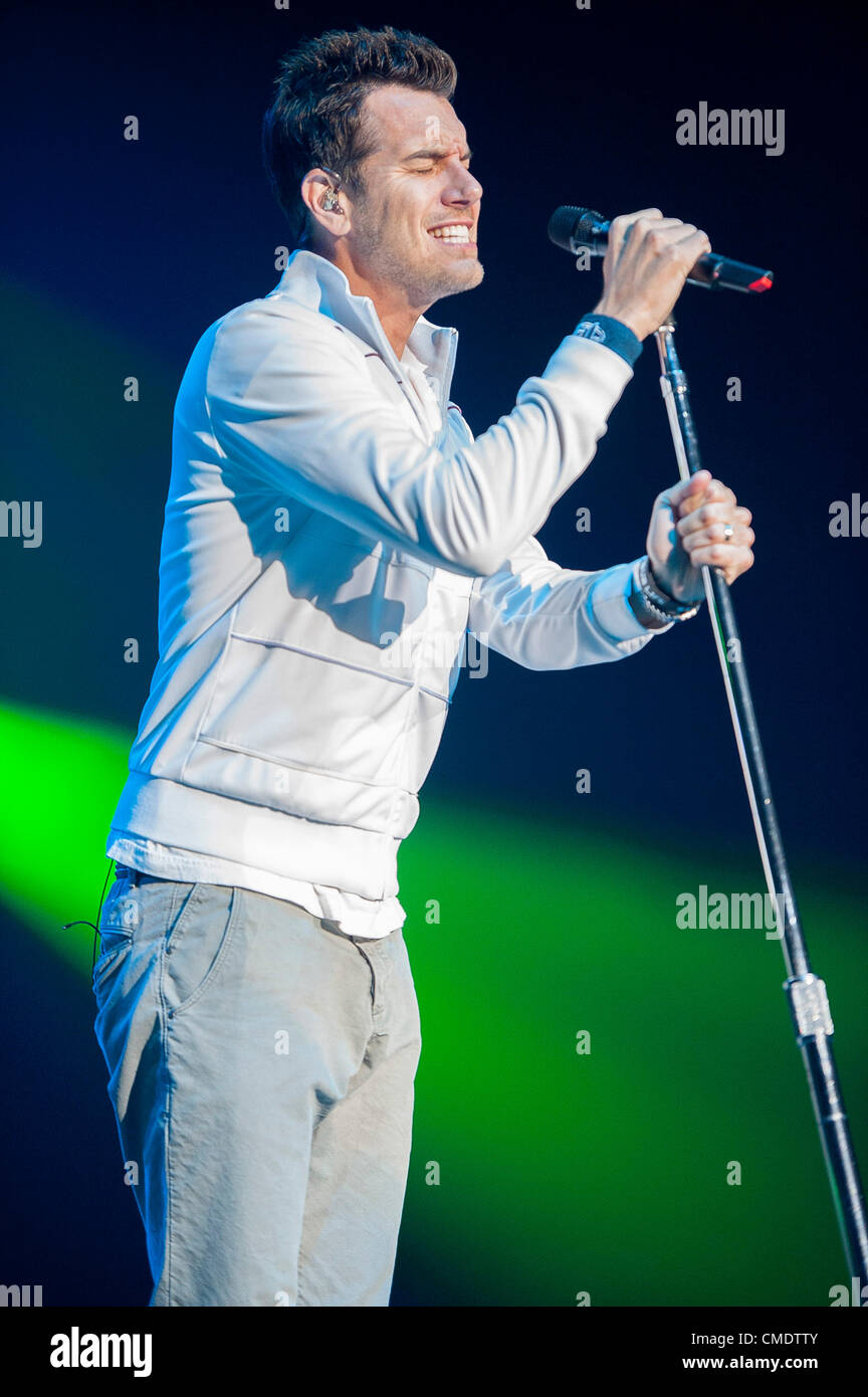 Jul. 25, 2012 - Raleigh, North Carolina; USA - Singer NICK HEXUM of the ...