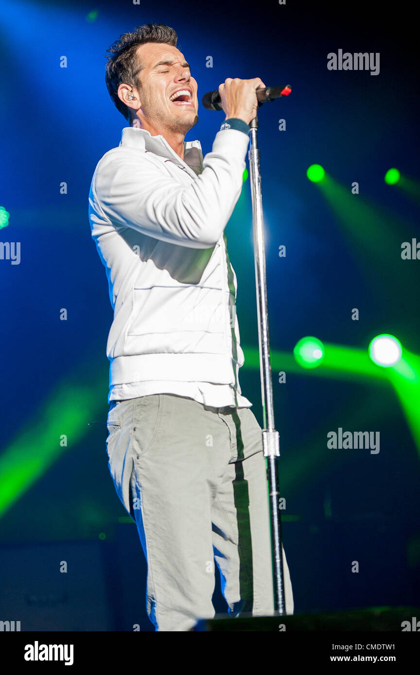 Jul. 25, 2012 - Raleigh, North Carolina; USA - Singer NICK HEXUM of the ...