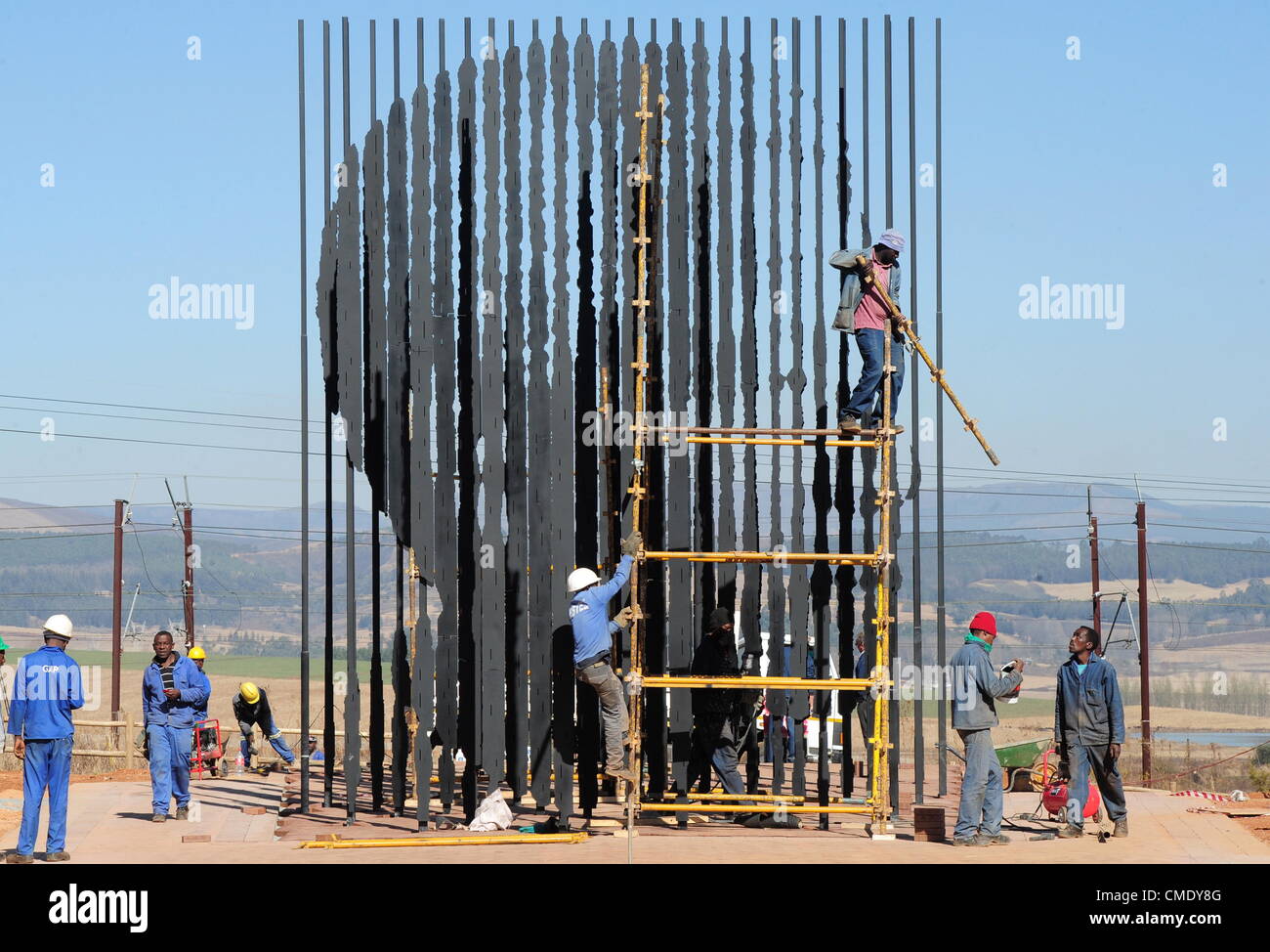 Nelson mandela south africa howick hi-res stock photography and images ...