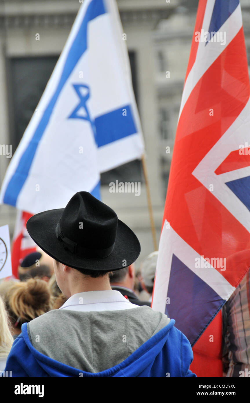 Mixture of flags hi-res stock photography and images - Alamy
