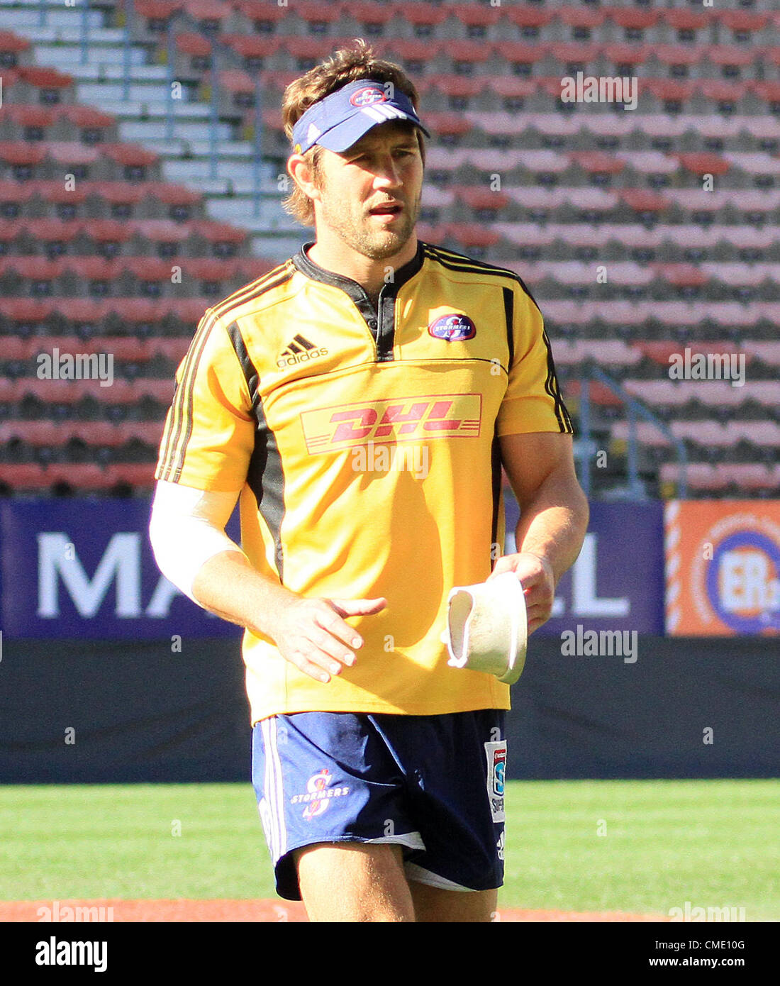 Newlands stadium hi-res stock photography and images - Alamy