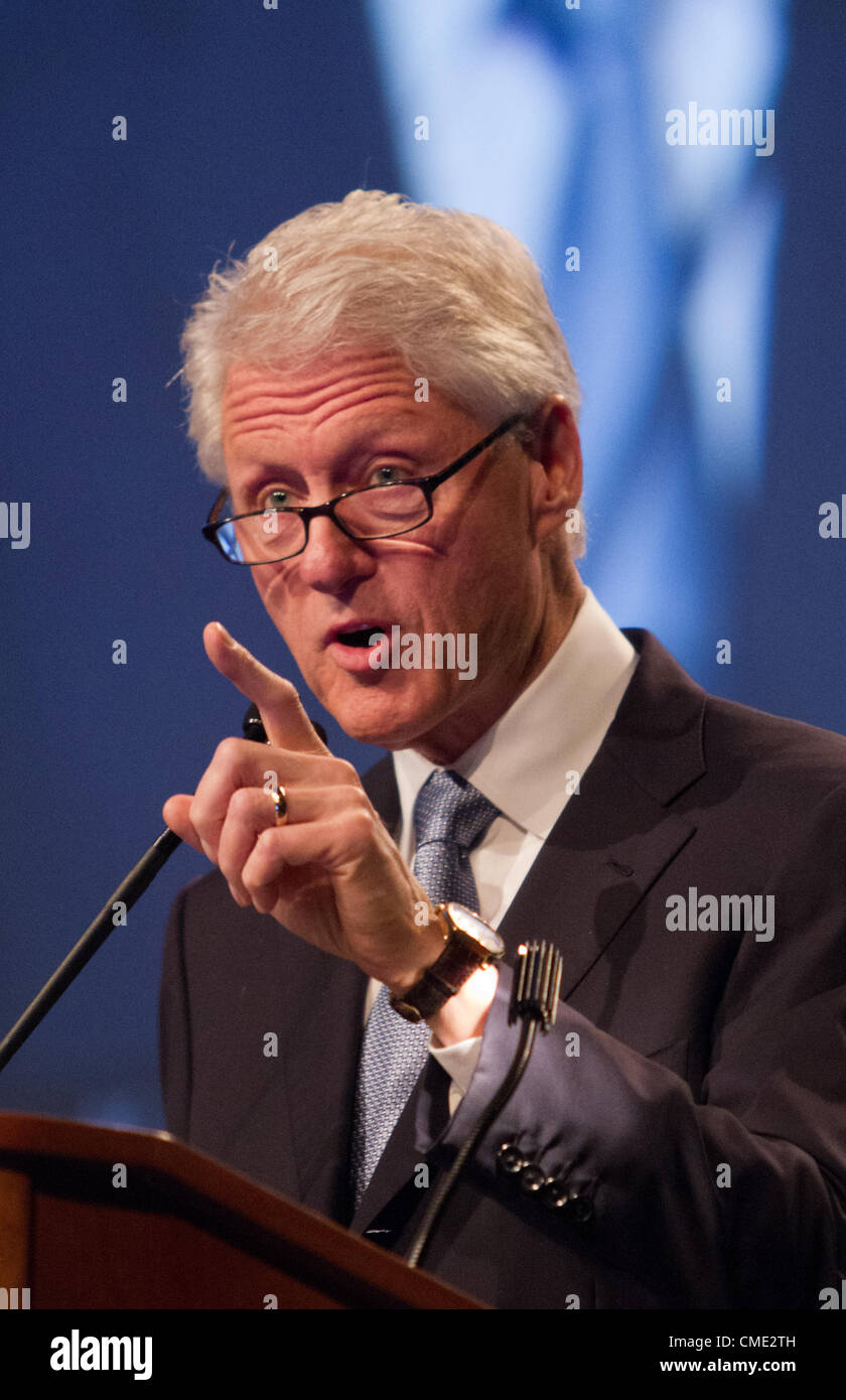 Former US President Bill Clinton speaks at the 2012 International AIDS ...
