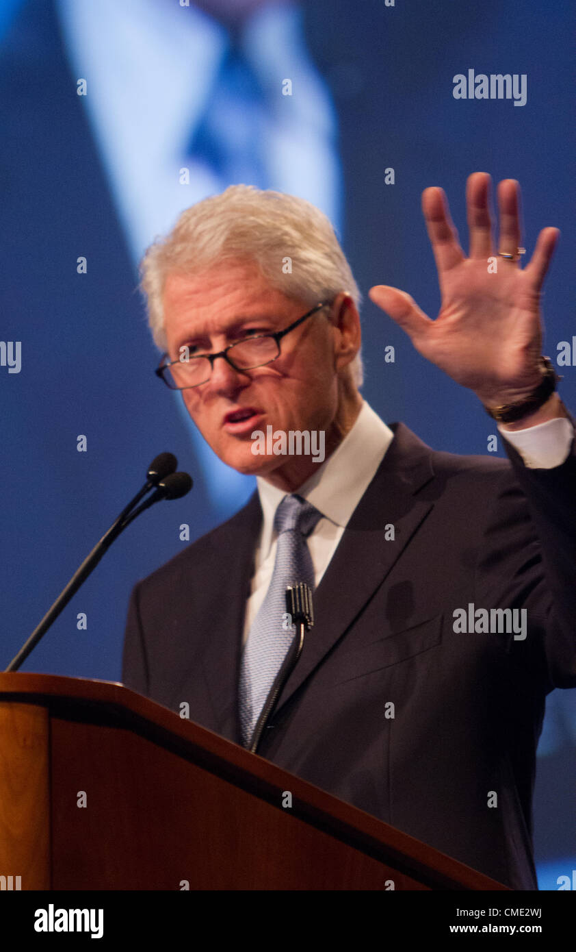 Former US President Bill Clinton speaks at the 2012 International AIDS ...