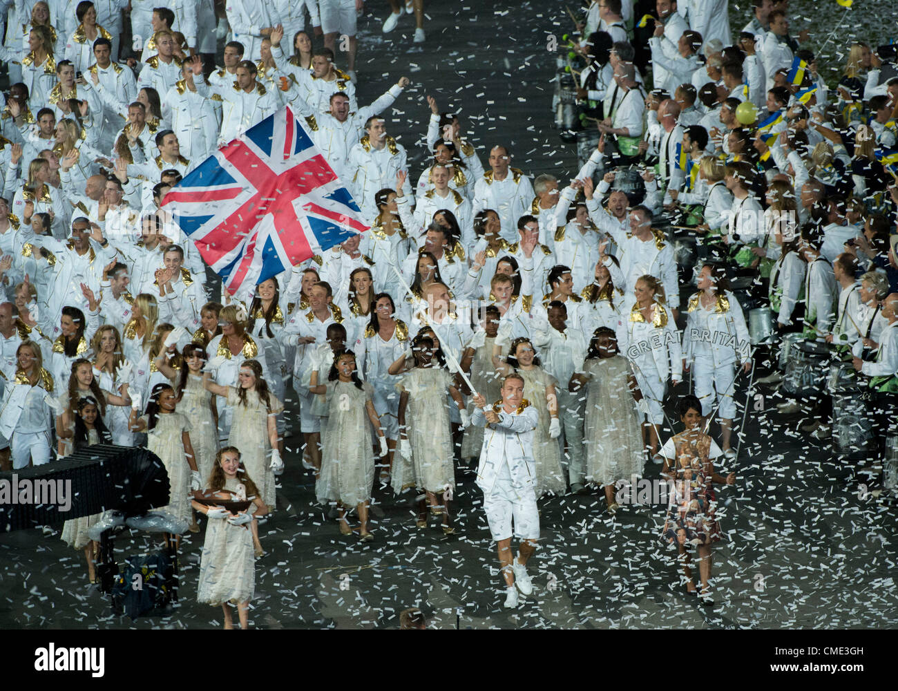 July 27, 2012 - London, England, United Kingdom - Chris Hoy carries the ...