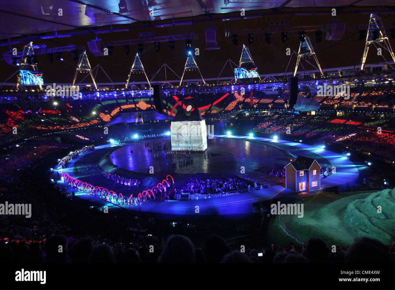 General view inside the stadium hi-res stock photography and images - Alamy