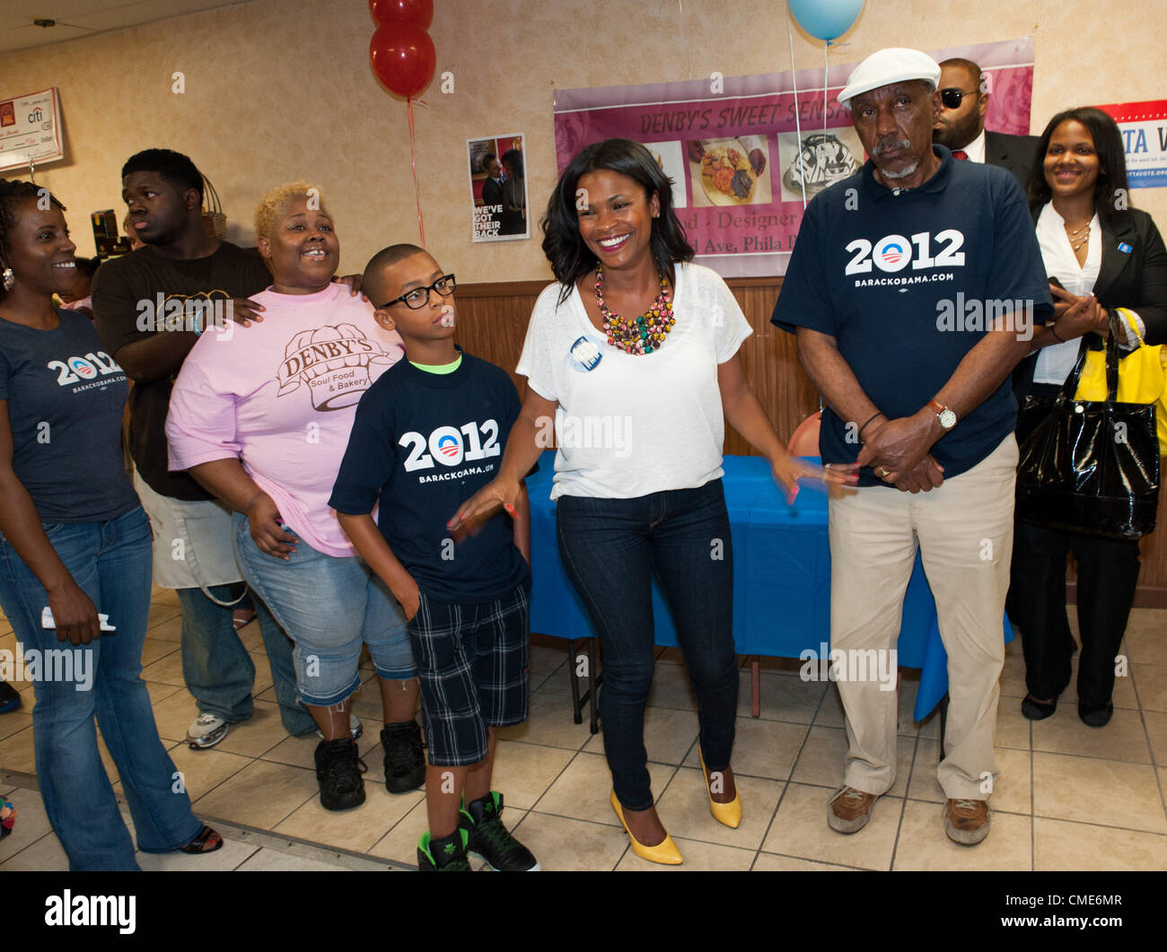 Nia long and her son hi-res stock photography and images - Alamy