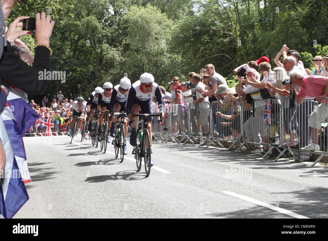 Team gb fans hi-res stock photography and images - Alamy
