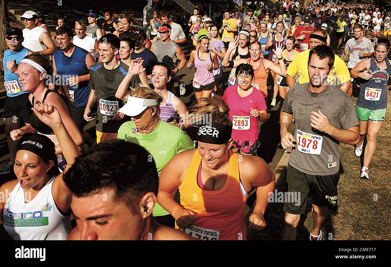 July 28, 2012 - Iowa, U.S. - Runners on Kirkwood Blvd. during the Quad ...