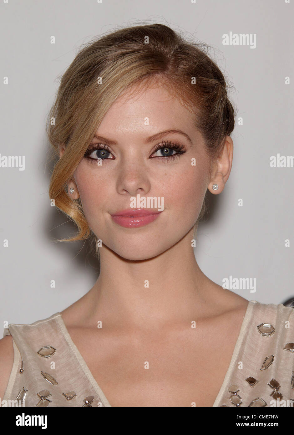 July 27, 2012 - Bevely Hills, California, U.S. - Dreama Walker arrives ...