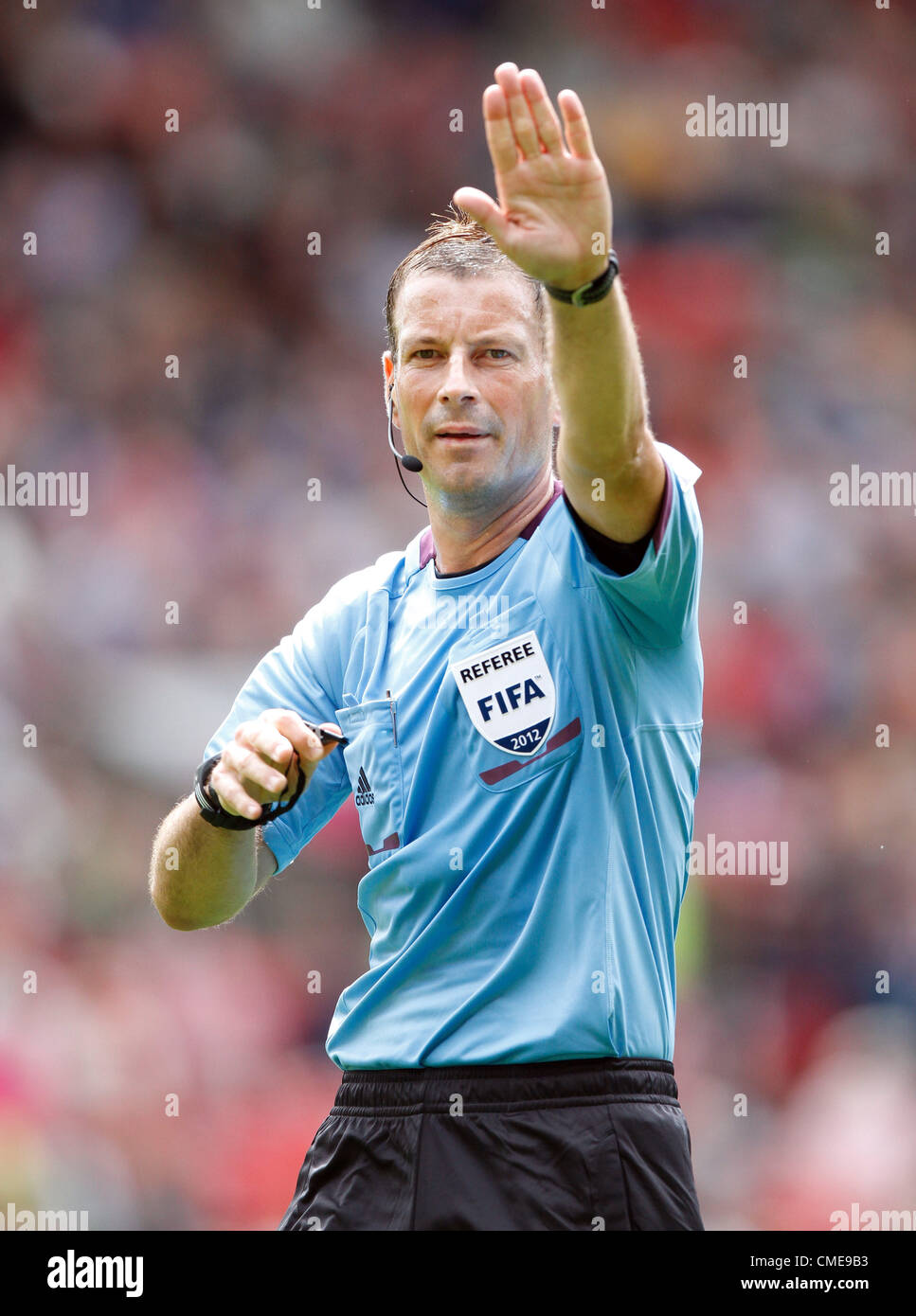 Mark clattenburg hi-res stock photography and images - Alamy